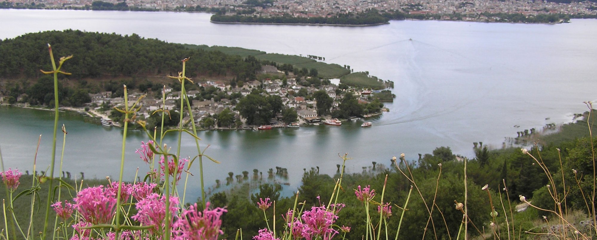 Εκδρομή στο νησάκι των Ιωαννίνων, στη Λίμνη Παμβώτιδα Krikonis Hotel ...